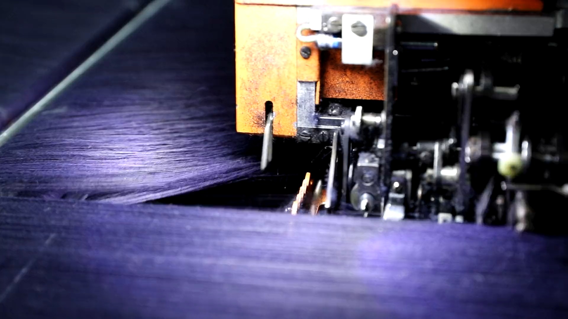 Yarn Weaving Process - Fuya Denim